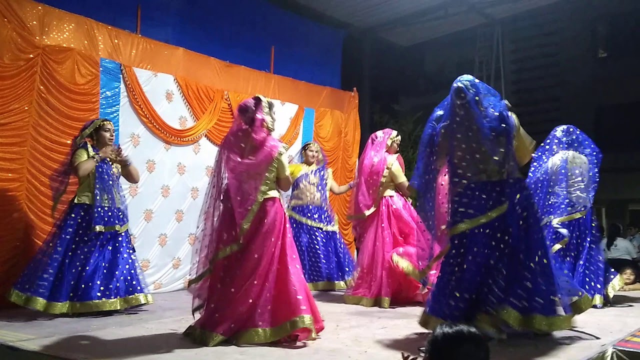 Gumar Gumar performance for group dance - YouTube
