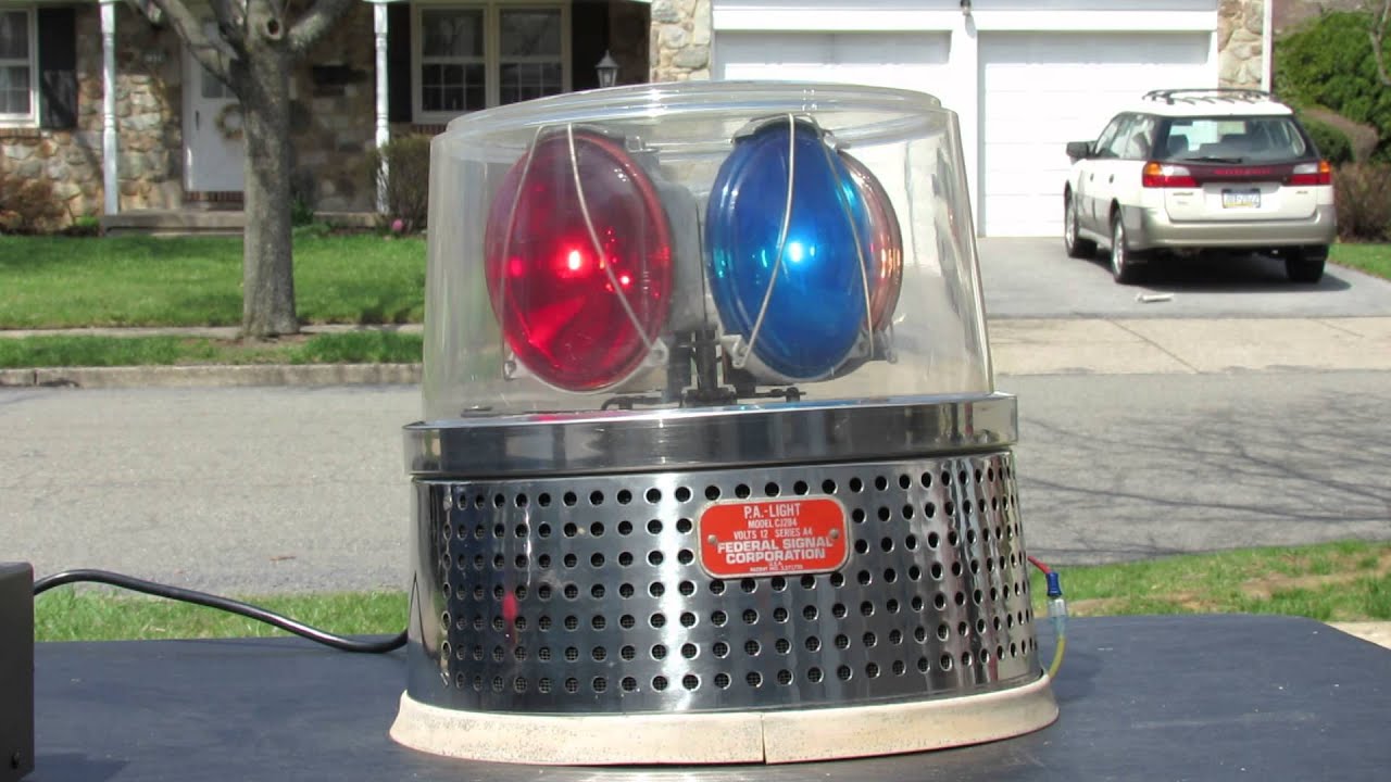 Federal Signal CJ284 MD State Police Beacon - YouTube