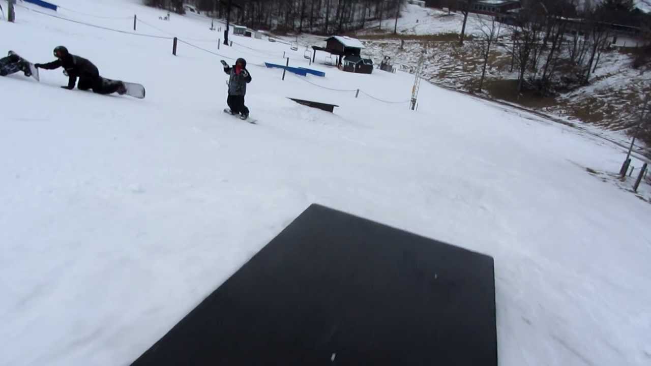 SKI obstacles.MOV - YouTube