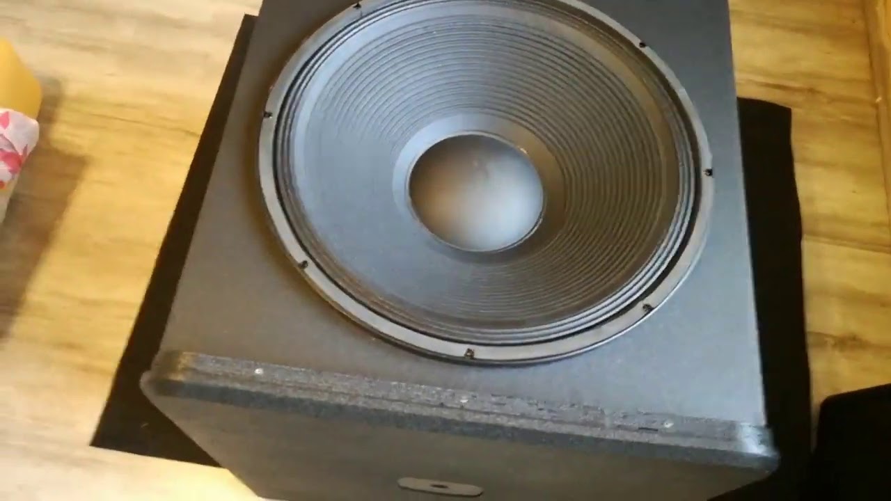 the box dsp 18 sub - YouTube