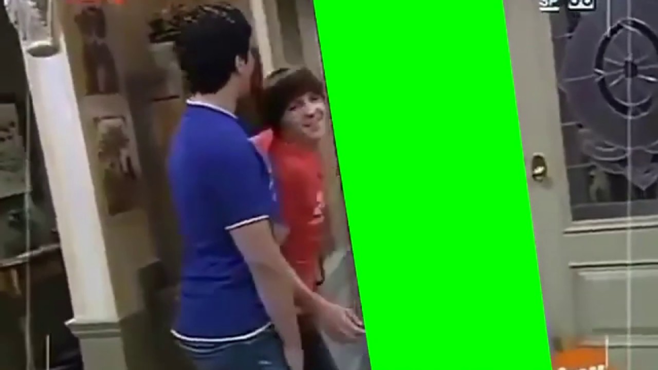 Drake and Josh check their door (Green Screen) - YouTube