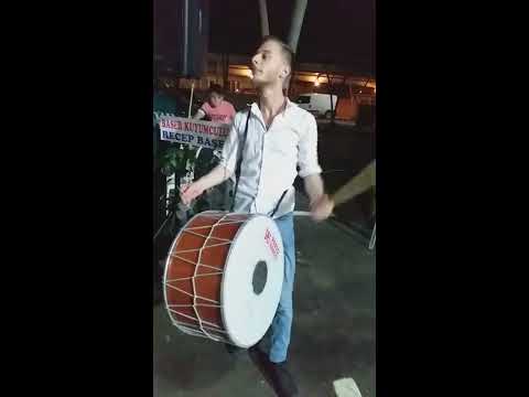 Davulcu harika davul çalıyor helal olsun