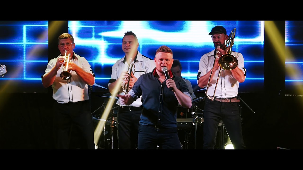 Cheia de Manias | Cerveja de Garrafa - BANDA XV SHOW 💎 - YouTube