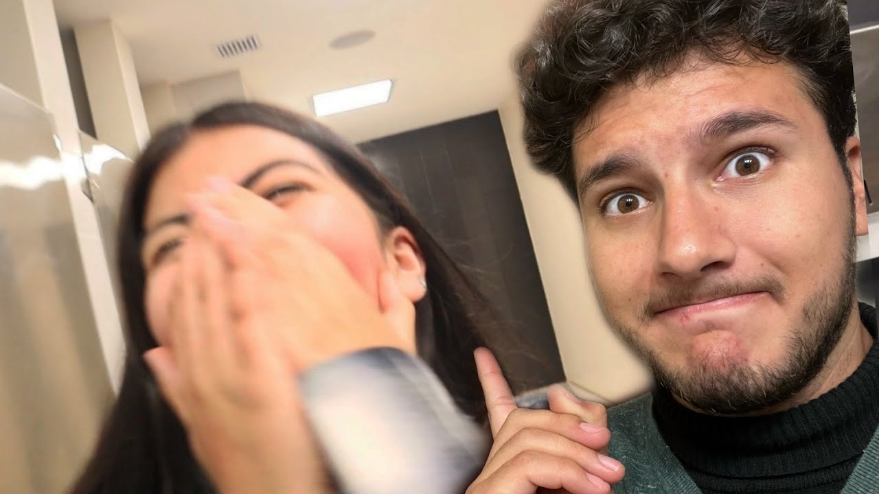 ¡ATRAPADA DICIENDO ESTO EN EL BAÑO! | Pablo Sánchez - YouTube