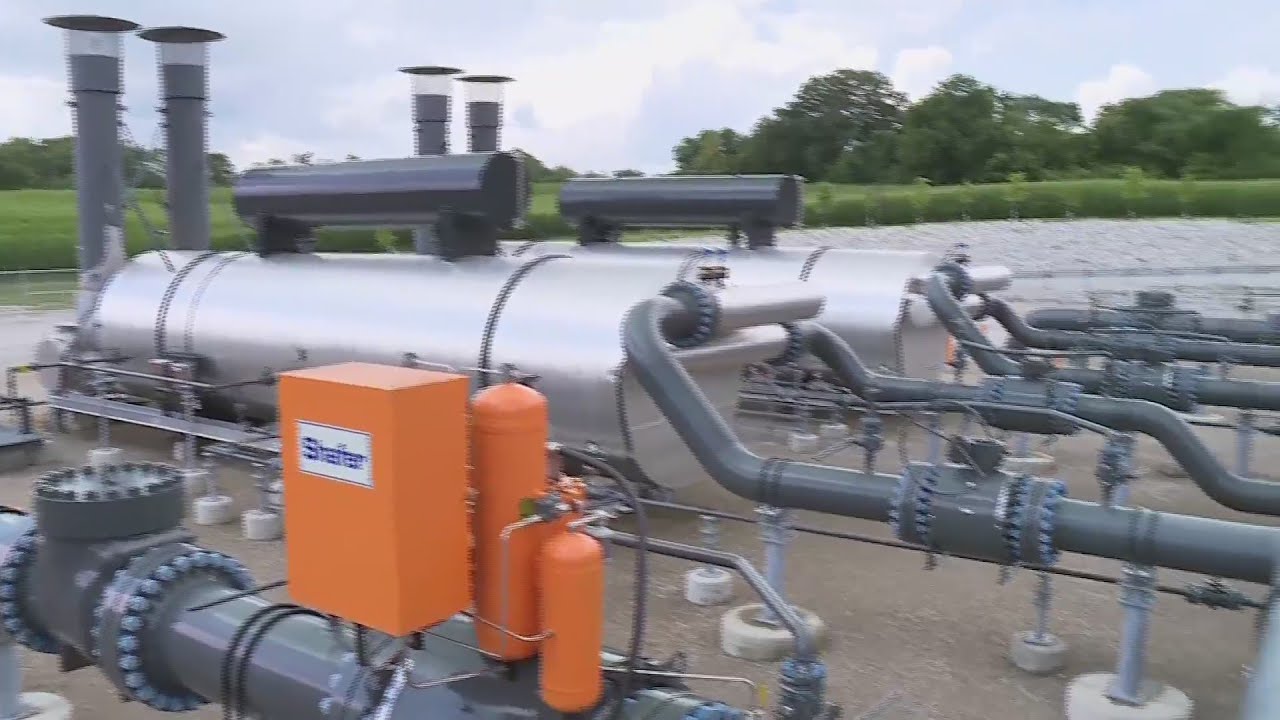 Feds offer Spire STL Pipeline a temporary extension - YouTube