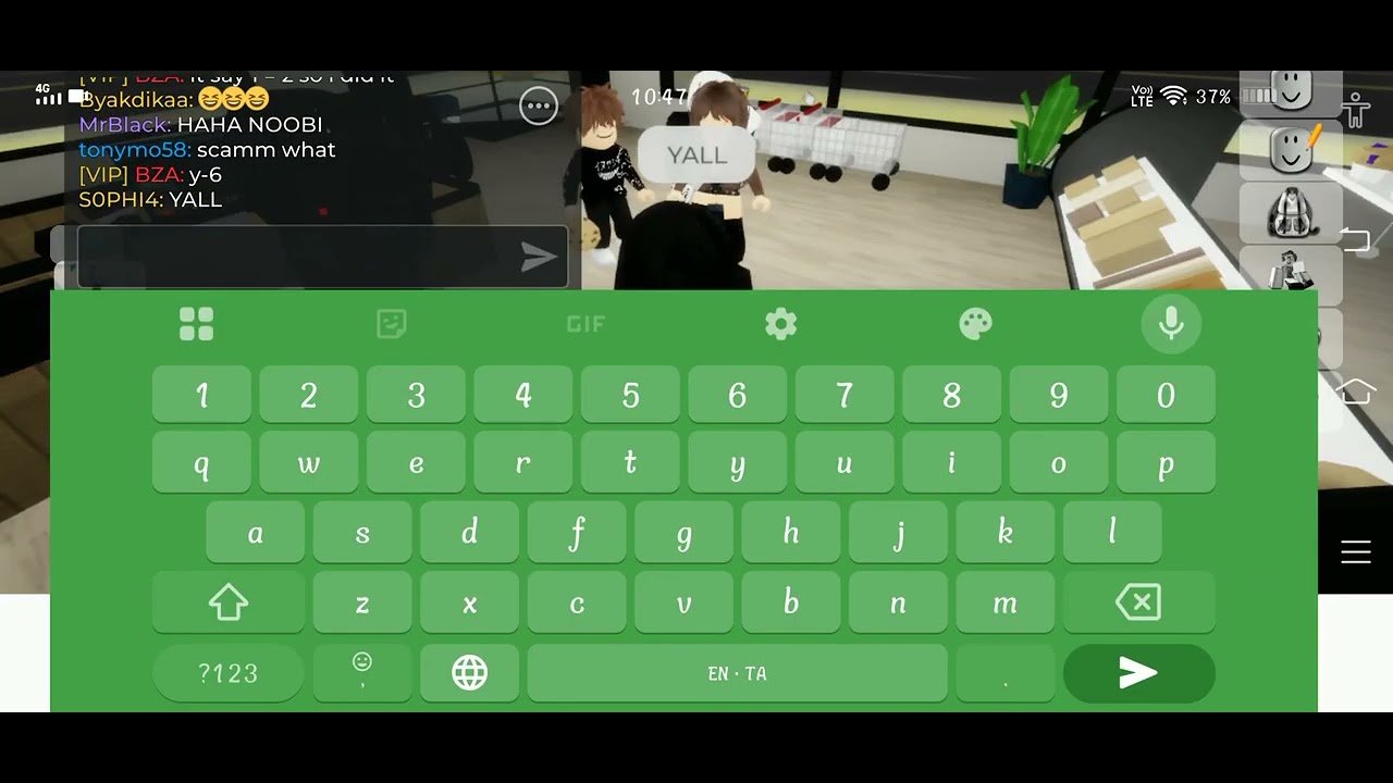 Unedited clip with my pook lisa #roblox - YouTube