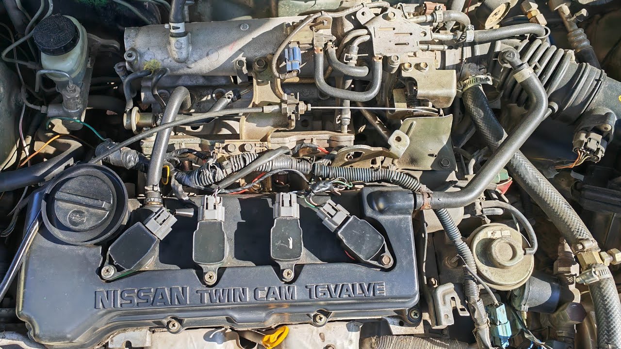 Nissan twin cam 16valve engine - YouTube