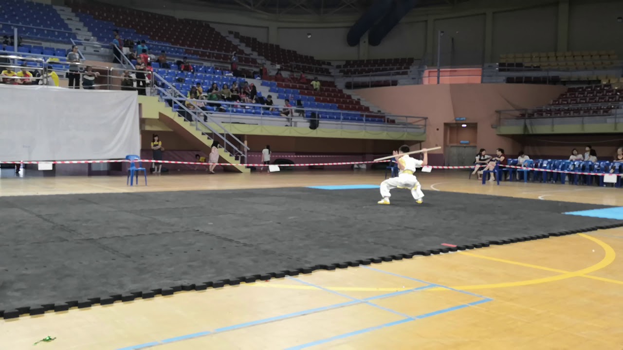 7 19 陈韦宏 10 12岁基础棍术 MALE （AGE 10 12）BASIC GUN SHU - YouTube