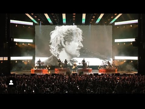 ED SHEERAN LIVE IN CONCERT IN BAHRAIN || - YouTube