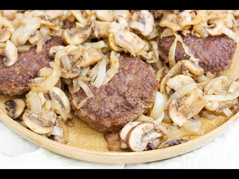 Bryzol - Polish beef cutlets with fried mushrooms and onion. Easy recipe for juicy meat. #dinner
