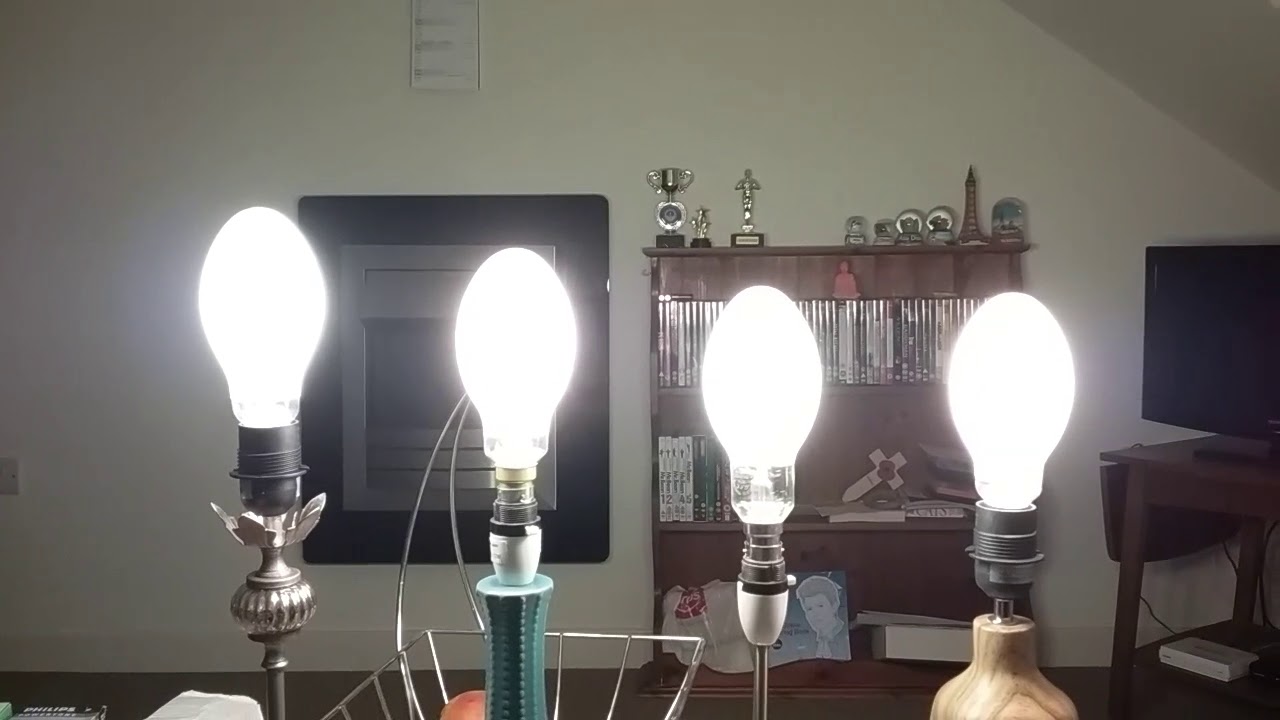 4 self ballasted mercury vapor bulbs - YouTube