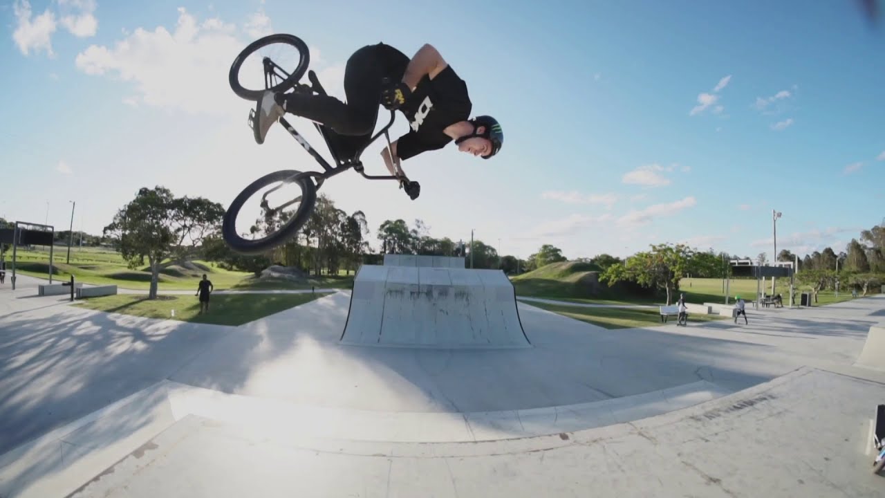 LUXBMX Staff Beenleigh BMX park Session! - YouTube