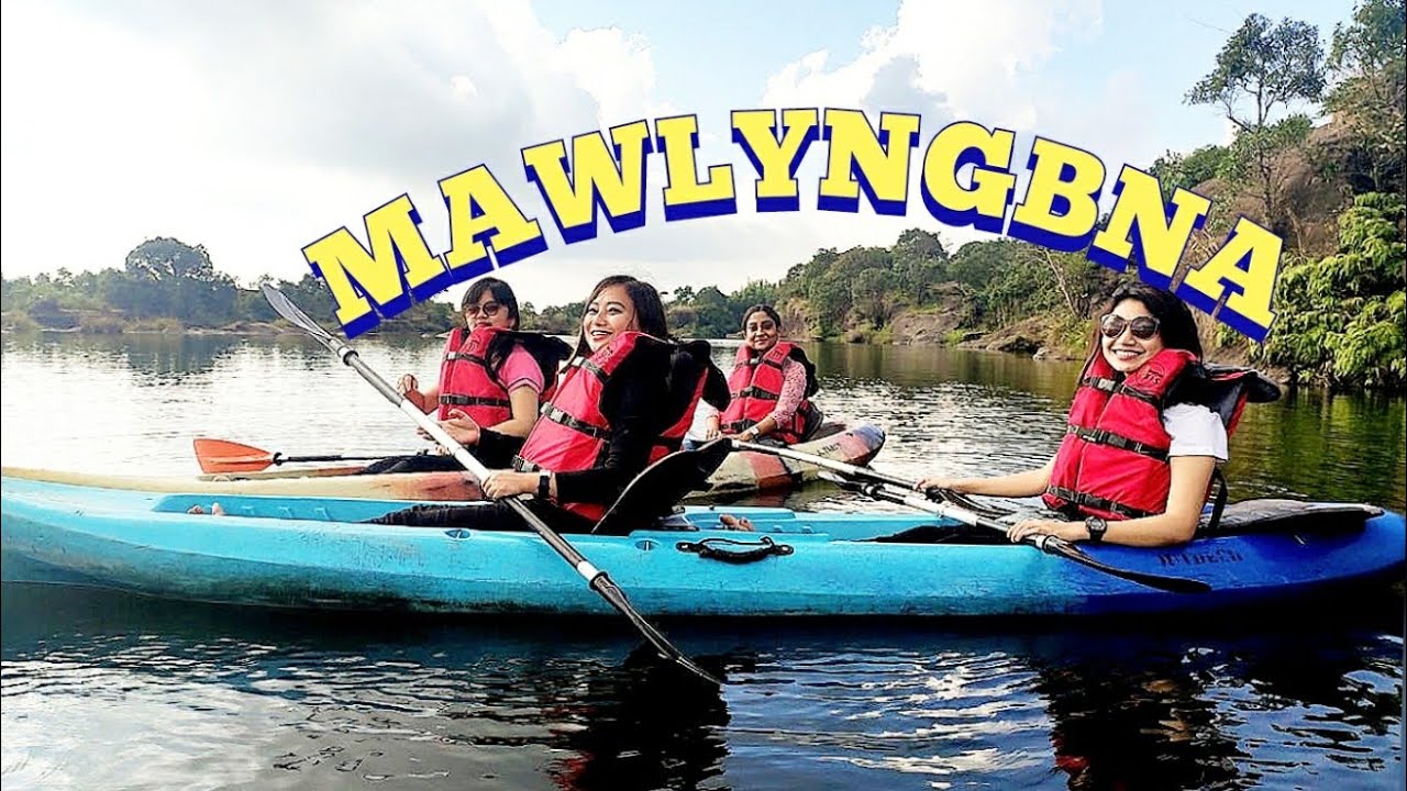 Mawlyngbna!! split rock!! trekking!! kayaking!! friends day out ...