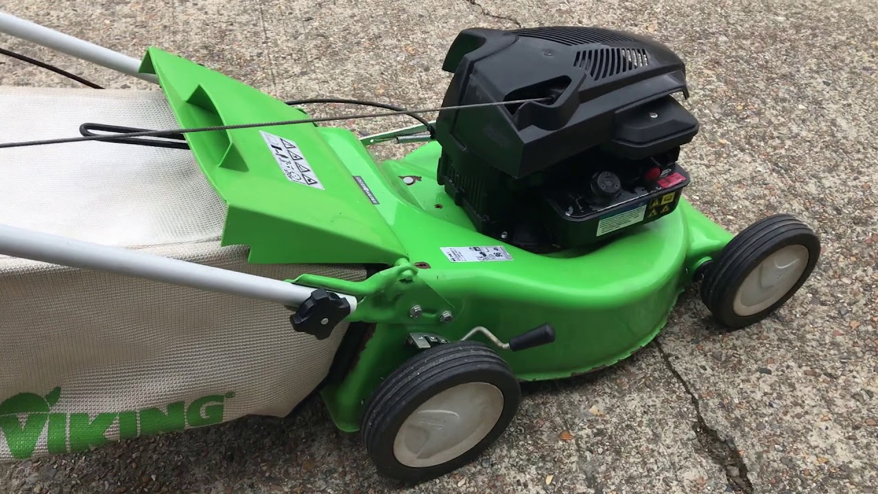 Viking MB248 Lawnmower - YouTube