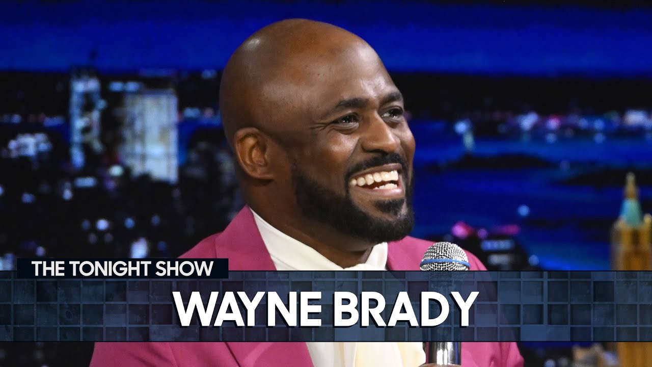 Wayne Brady Freestyle Raps with Random Objects and Talks Being TikTok ...