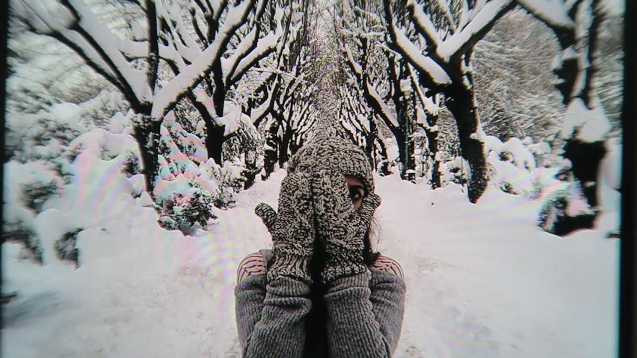 Crazy Snow in Bucharest - YouTube