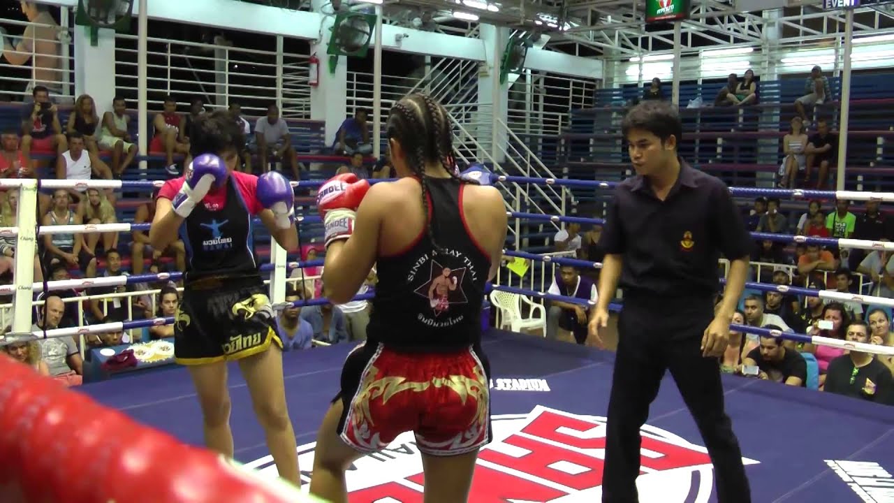 Nadia (Sinbi Muay Thai) From Sweden Fights @ Bangla Stadium - YouTube
