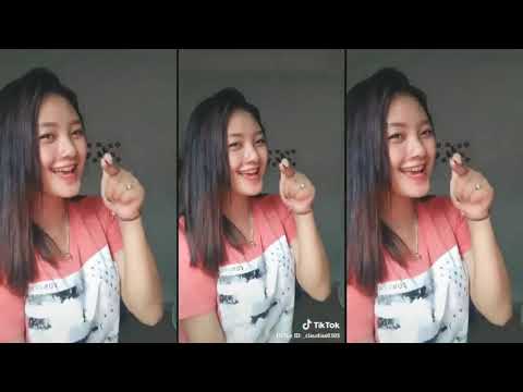 Aksi tik tok cewek cantik bikin gairah naik🤤