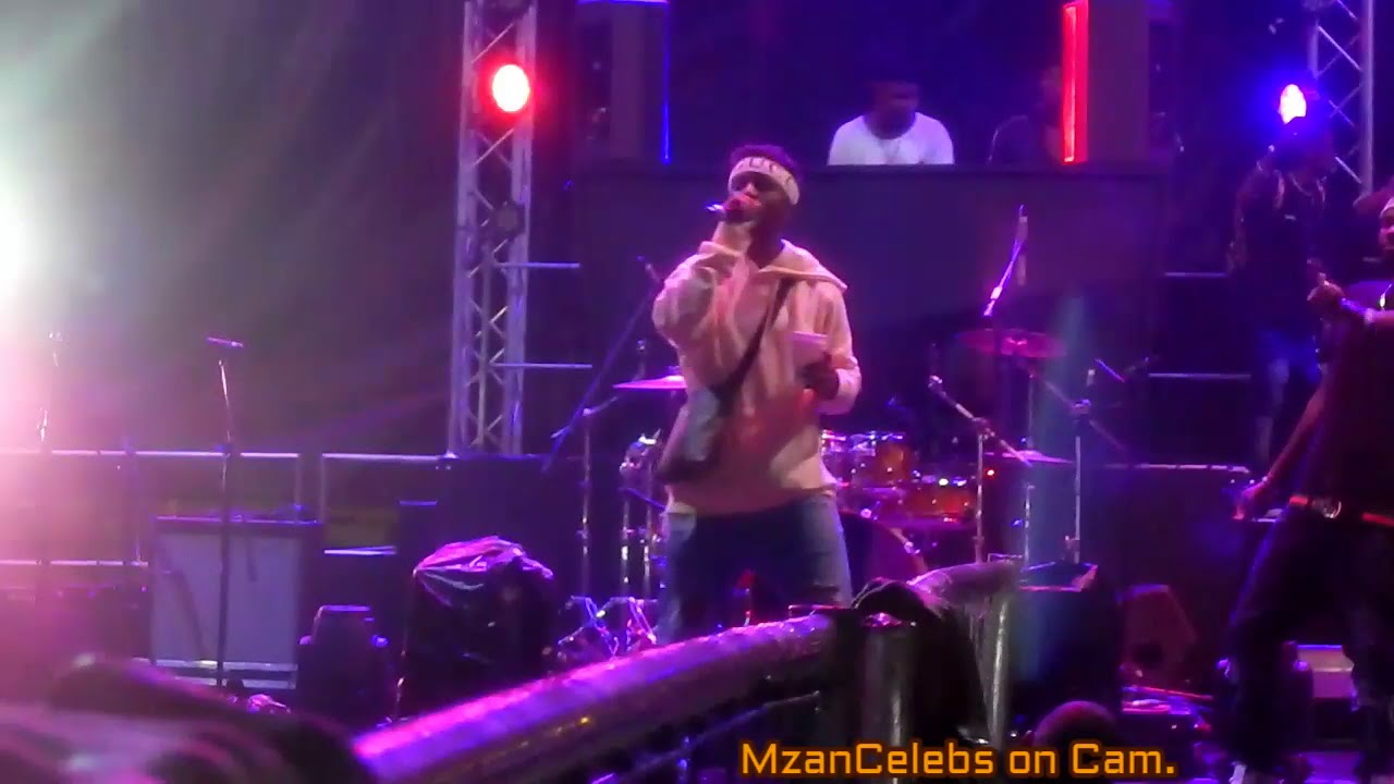 EMTEE PERFORMS HIT SONG LIVE - YouTube