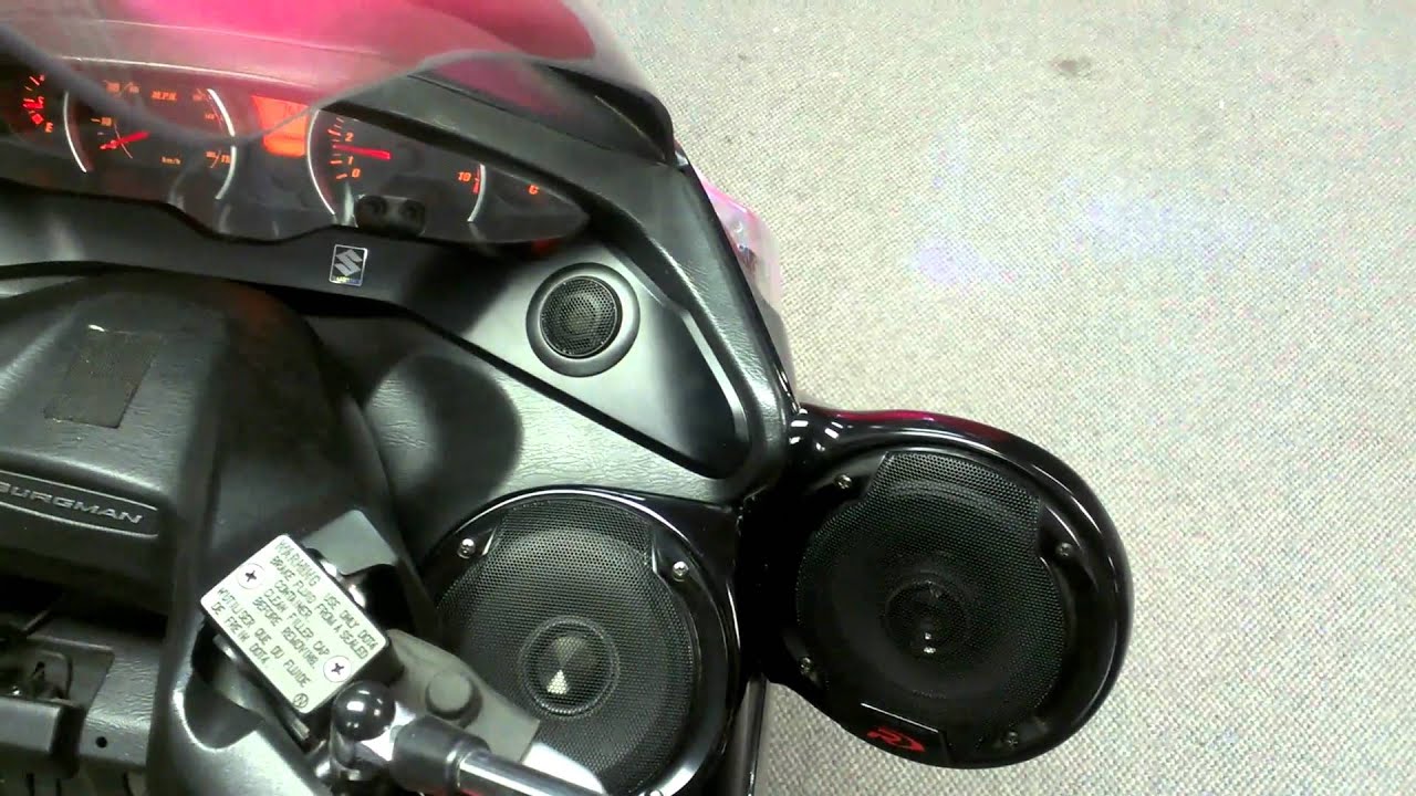 Burgman 450 audio - YouTube