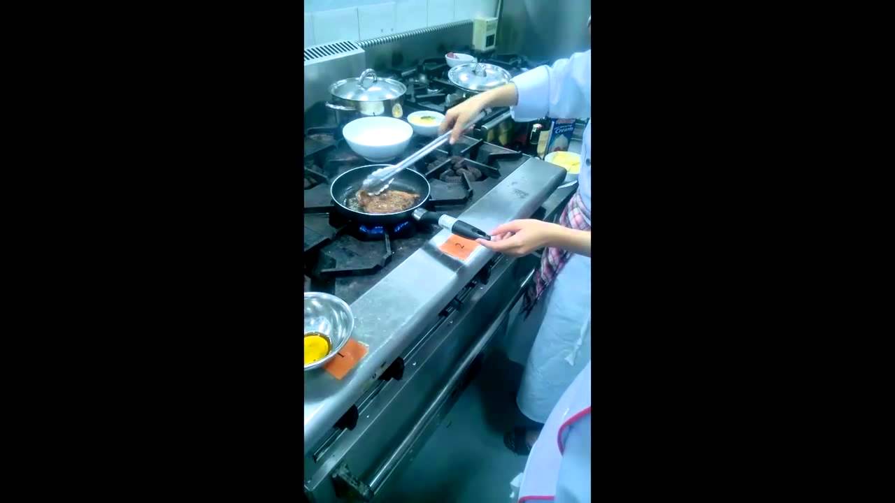 BEEF STEAK MUSHROOM SAUCE and CHICKEN CHASSEUR - YouTube