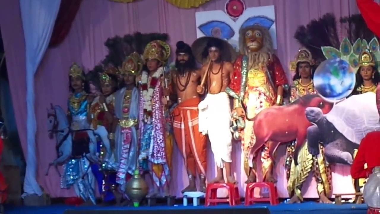 Dashavatar dance by school students - YouTube