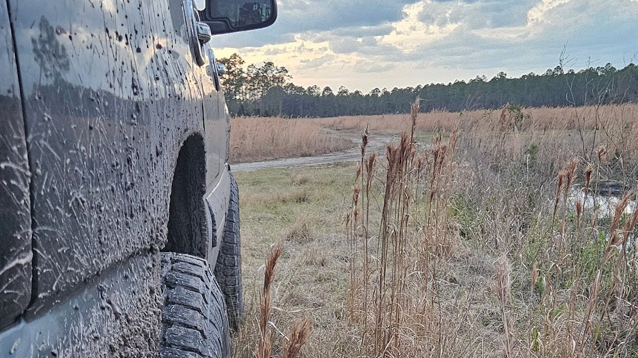 2004 Chevy Tahoe Offroad at Night - YouTube