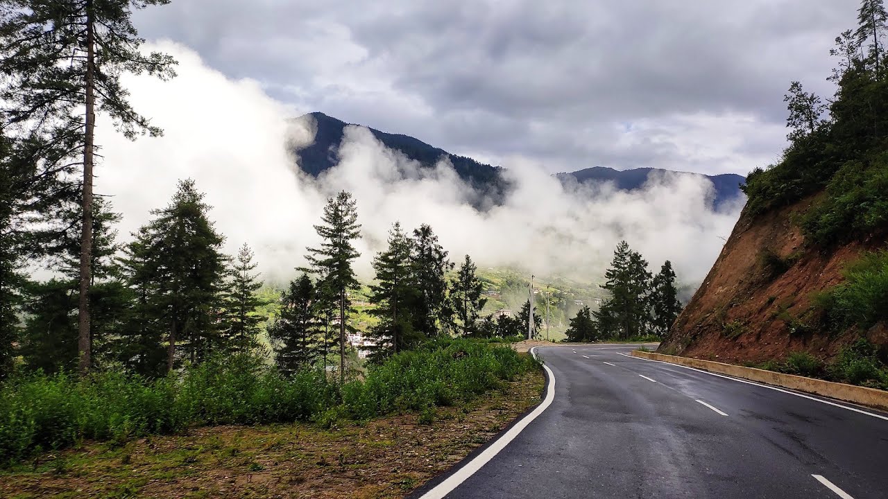 Travel from Wangdue to Chelala Pass and Haa Valley (Bhutan Diary : Day ...