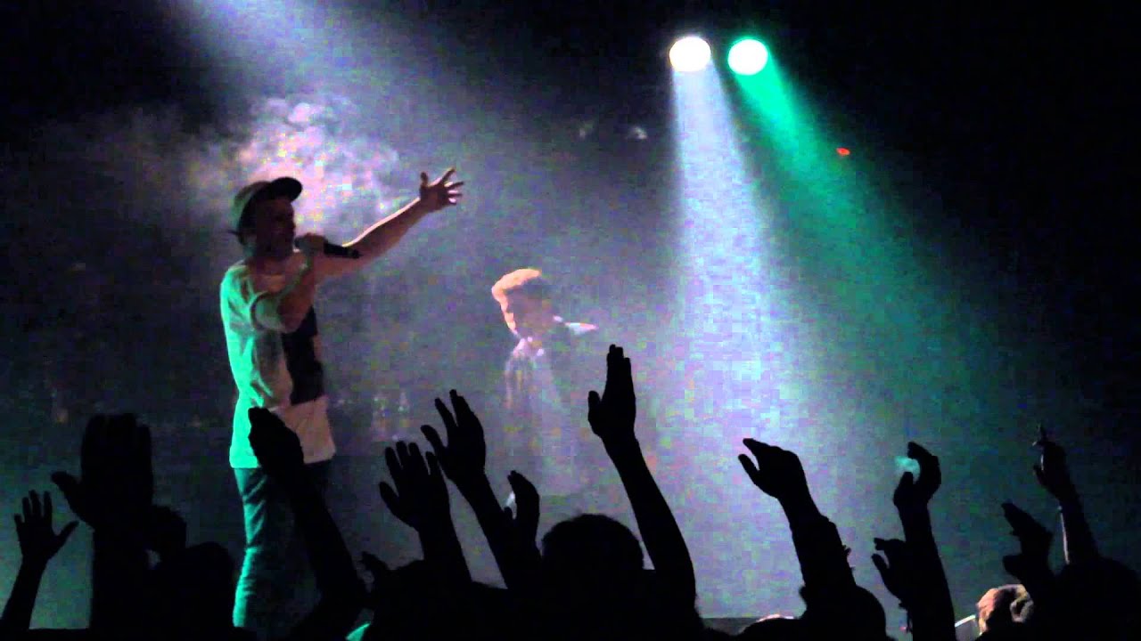 karate andi @ live music hall/ köln - YouTube