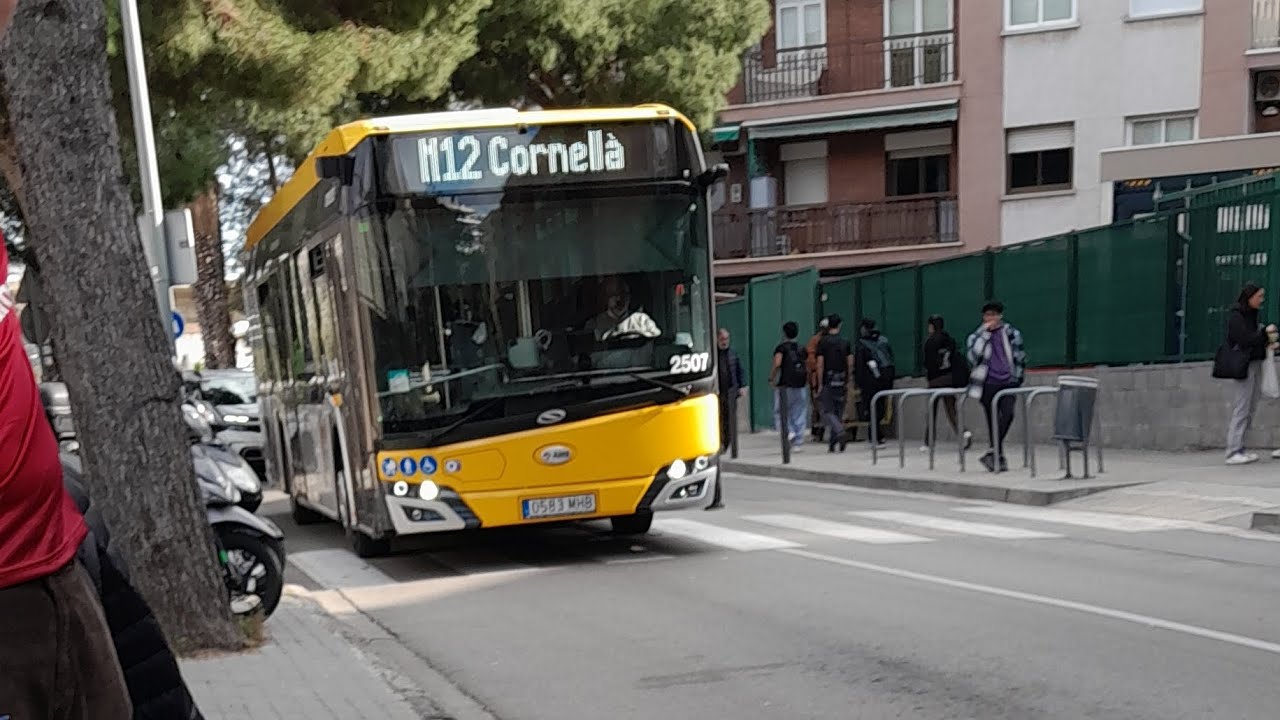 línea M12 bus barcelona España viaje completo - YouTube