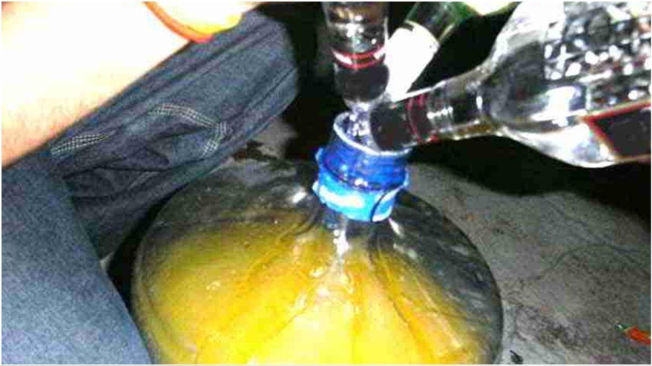 ¿Por qué las 'aguas locas' son tan populares entre los jóvenes? - YouTube