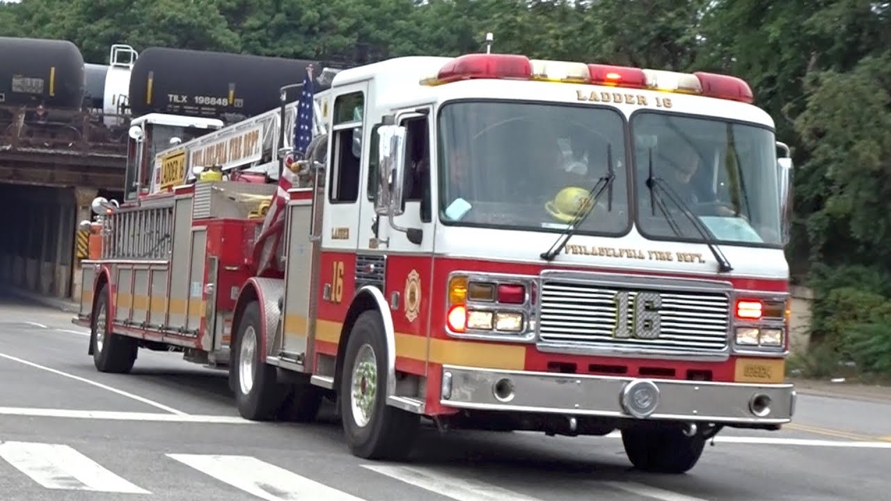 PFD Ladder 16 Responding - YouTube