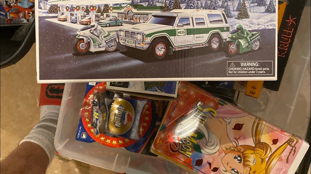 Storage unit finds! - YouTube