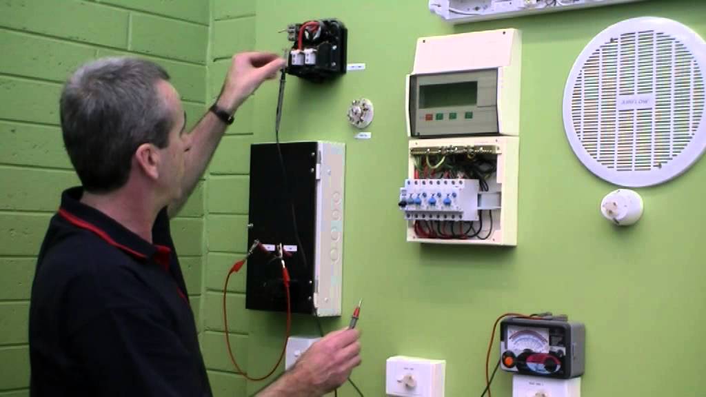 7 Polarity of consumers mains - YouTube