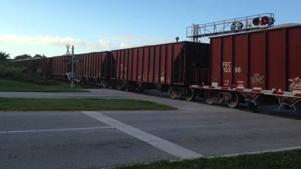 FEC TRAIN 336#779 - YouTube