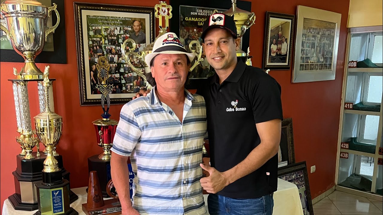 Entrevista a Samuel Cardona por los YouTube - YouTube