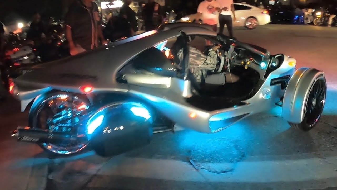 Polaris Slingshot… Kurt’s Getaway 13th Annual Bike Show - YouTube