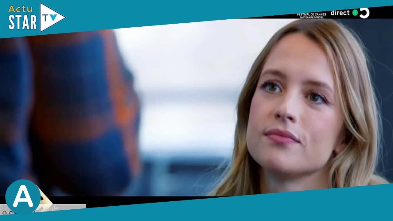 Angèle évoque sa bisexualité : “Pour moi, c’est les mêmes sentiments ...