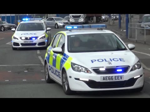 2x Peugeot 308 Police Cars Responding In Convoy - Greater Manchester ...