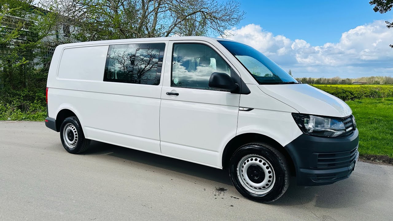 VOLKSWAGEN TRANSPORTER 2.0 TDI T32 LWB 5 SEATER DUALINER/CREW VAN- 17 ...