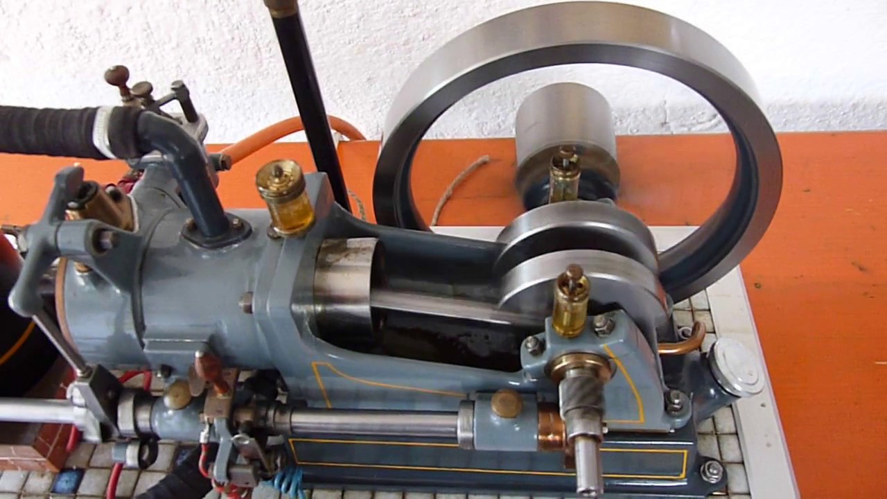 Centaur Gasmotor nach Edgar T. Westbury - YouTube