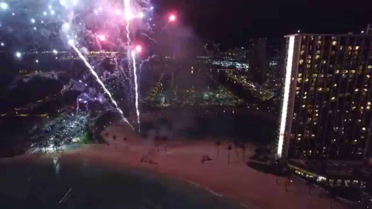 Friday Night Fireworks at the Hilton Hawaiian Village Waikiki, pt. 3 ...