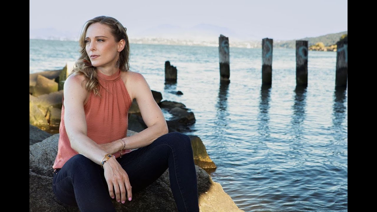 Love Has No Bounds ~ Sarah Matthews Band - YouTube