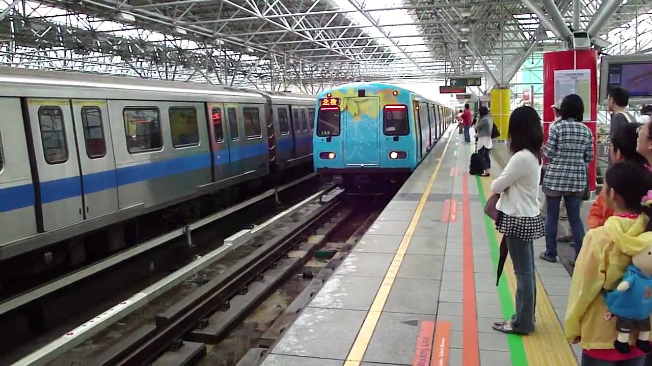 台北捷運C371(399)新北投彩繪列車進站 - YouTube