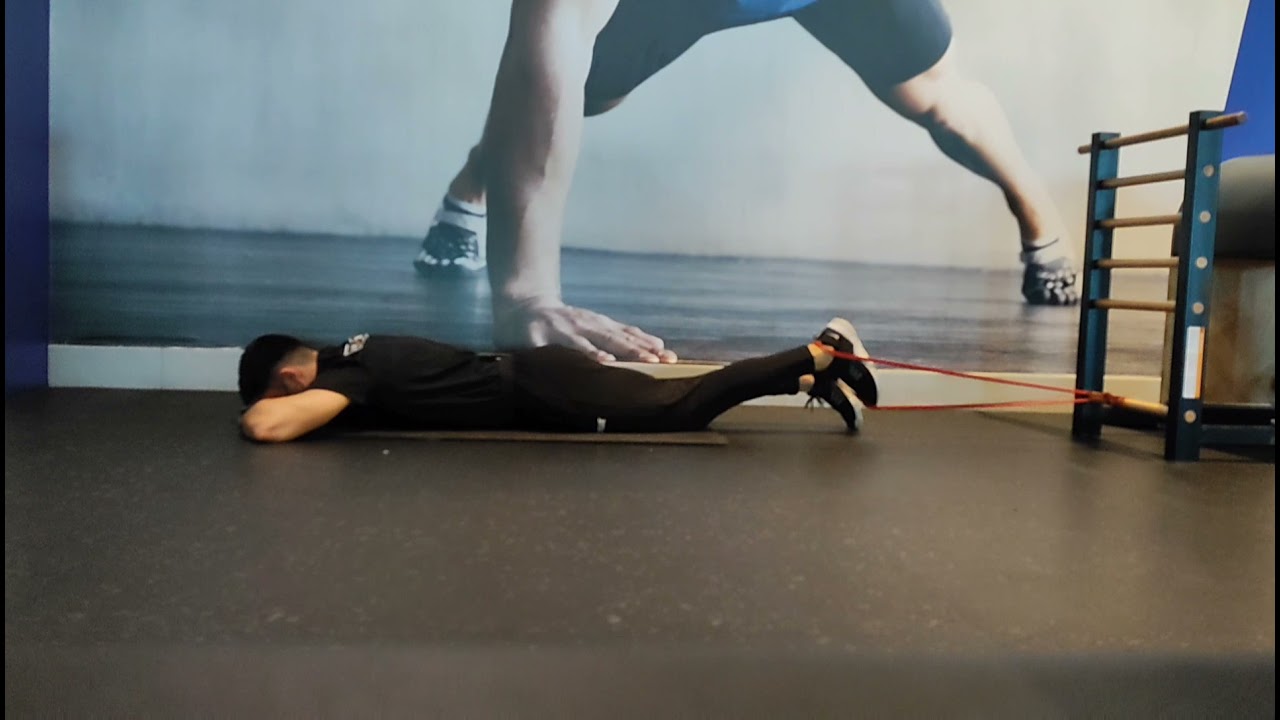 Curl Femoral con banda isométrico - YouTube