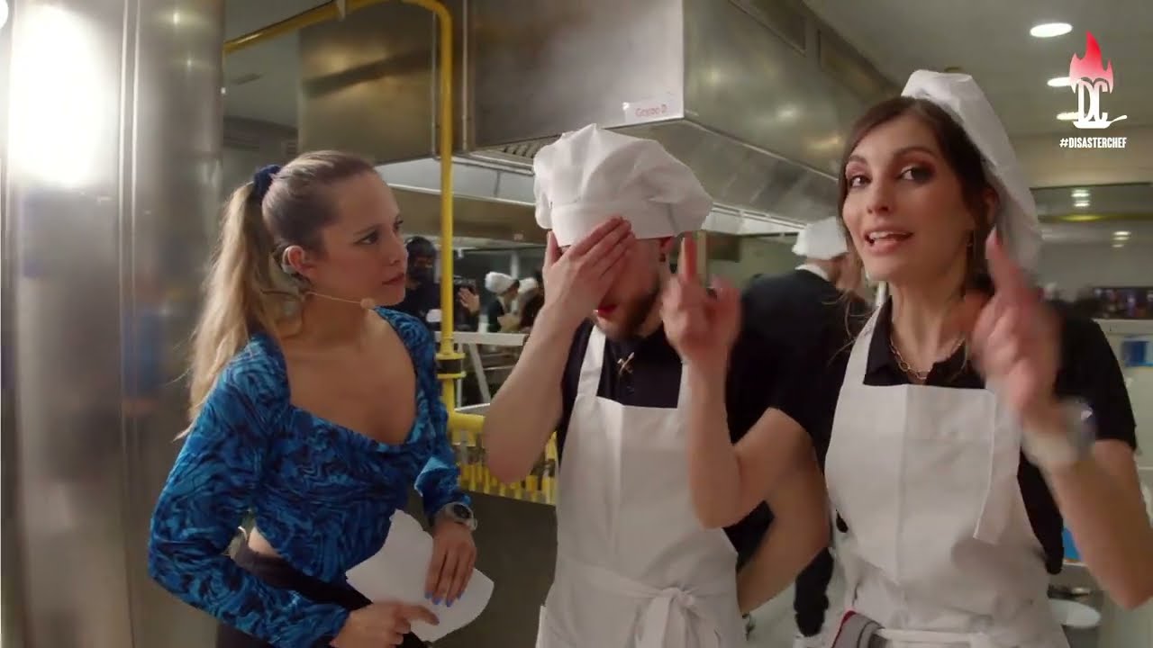 MEJORES MOMENTOS DISASTER CHEFS | Disaster chefs 2022 | Clips de los ...