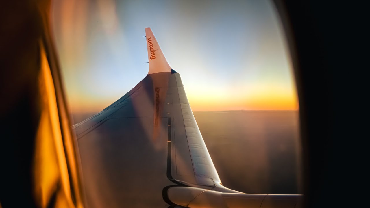 SUNSET On SUNWING From 36,000FT! Sunwing 737 MAX 8 Economy Trip Report ...