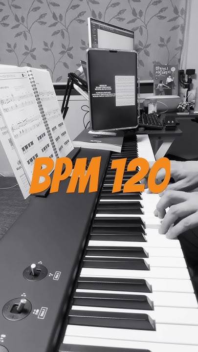 BPM 120 Hanon No 4 - YouTube