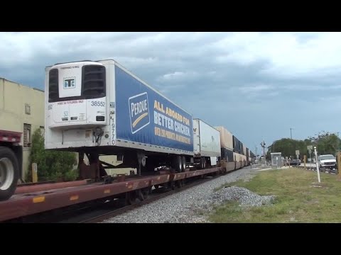FEC 812 Leads Florida East Coast Train 101 South through Melbourne, FL w/Fuel Tender 308 7/08 ...