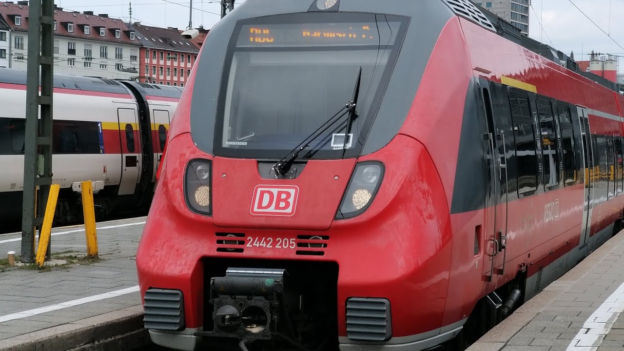 2x Talent 2 der DB Regio bei der Ausfahrt als RB 6 nach Garmisch ...